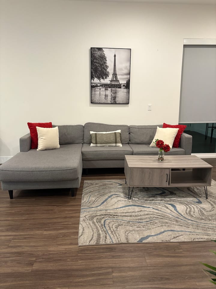 Views Of Hollywood! Central Parking Gym - West Hollywood