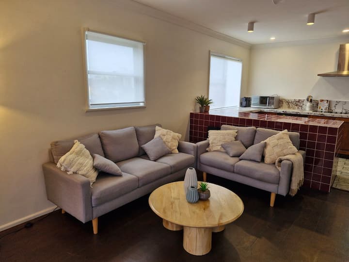 Spacious Beach Shack - Tuggerah