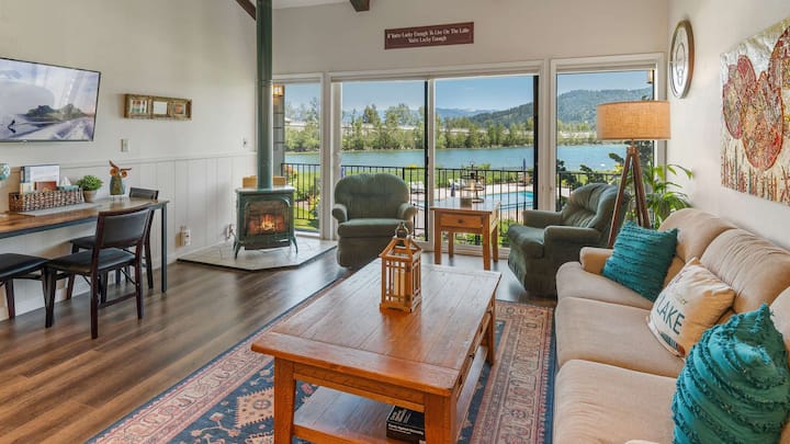 Waterfront Condo Stunning Views Walkable Downtown - Lake Pend Oreille, ID