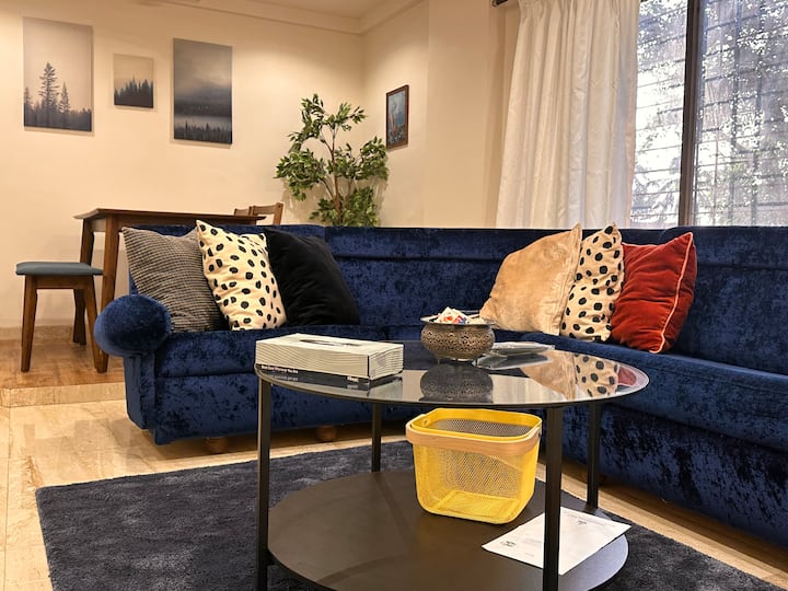 5 Bhk Ground Floor Signature Suite Off Carter Road - Mumbai