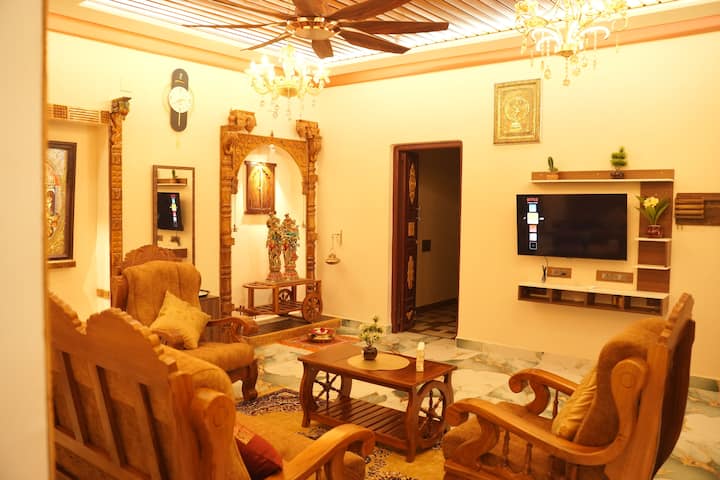 Brown Springs 

Luxury Homestays - Thanjavur