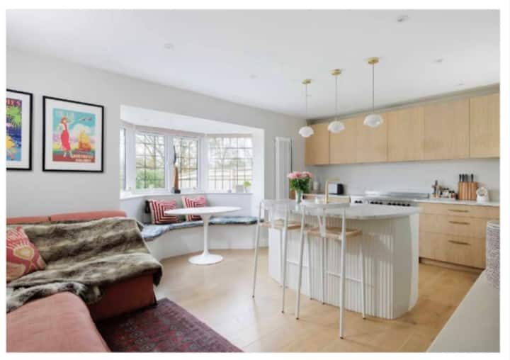 Chic Village House With Downstairs En Suite Annex - Kingham
