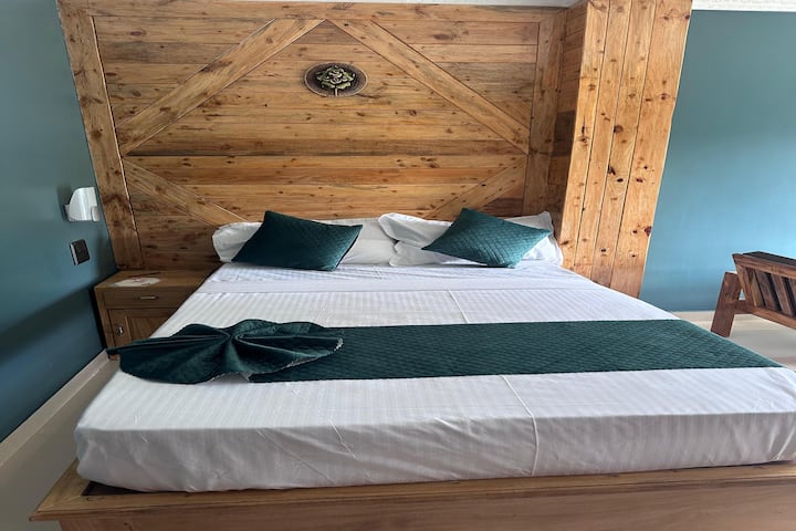 Triple Bed And Breakfast At Uphar,tura - Tura