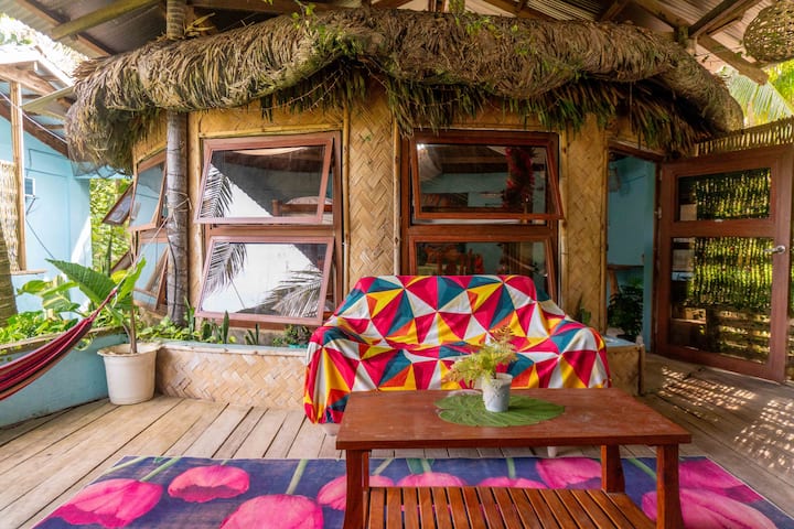 Round House At The Beach | 3 Br - Gubat