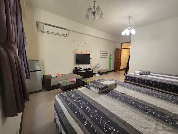 885小窩 2f後 - Tainan City