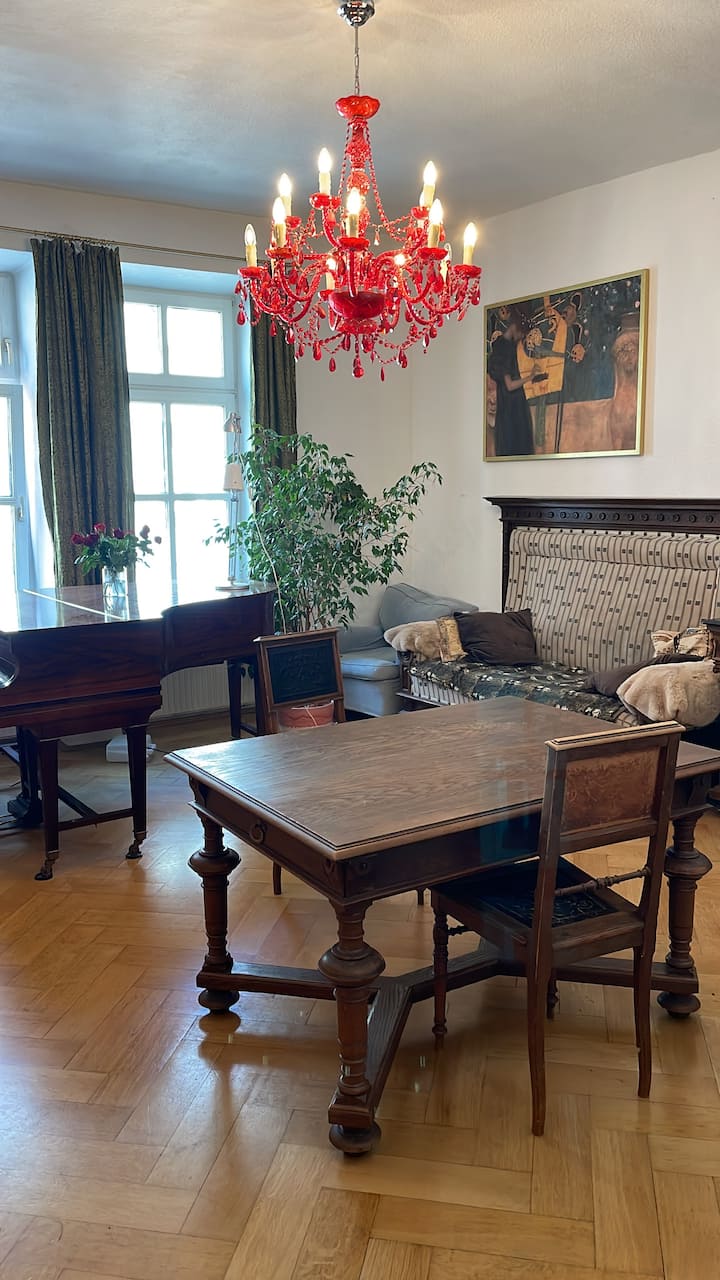 Altbauwohnung Am Gärtnerplatz - Munich