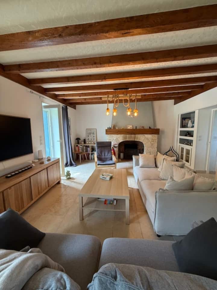 Le Tilleul Des Cloux - Meursault