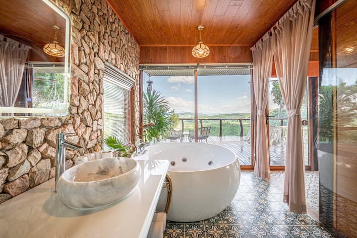 House By The Hill- Panaroma View - tt. Di Linh