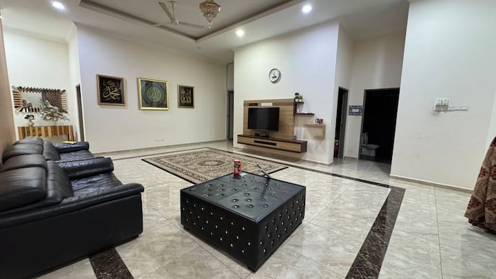 Hannan Homestay Tangkak - Tangkak