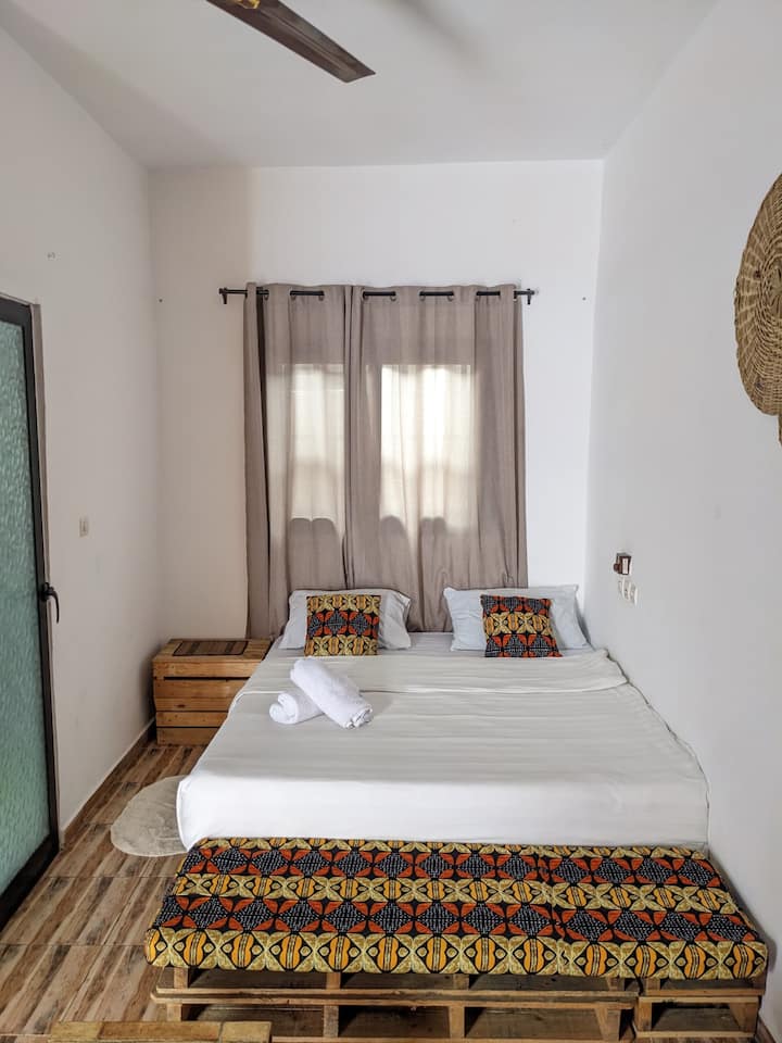 Studio Fafali, Votre Coin Paisible - Lomé