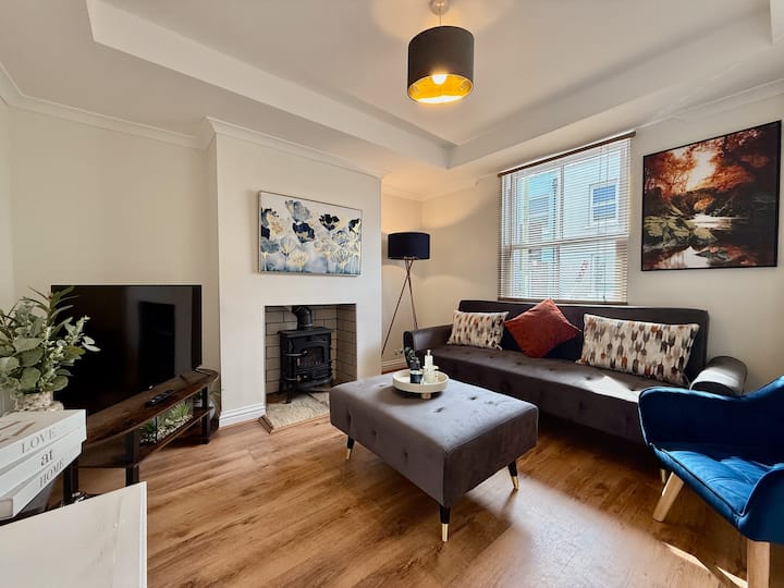 Beautiful 2br House, Cheltenham Centre & Parking - Winchcombe