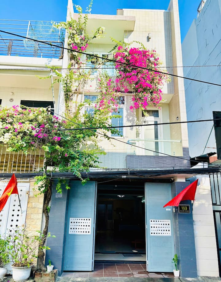 Sunrise Homestay Has 4 Bedrooms - Đà Nẵng