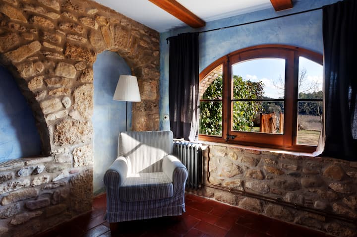 El Til.ler Del Mas Teixidor - Besalú