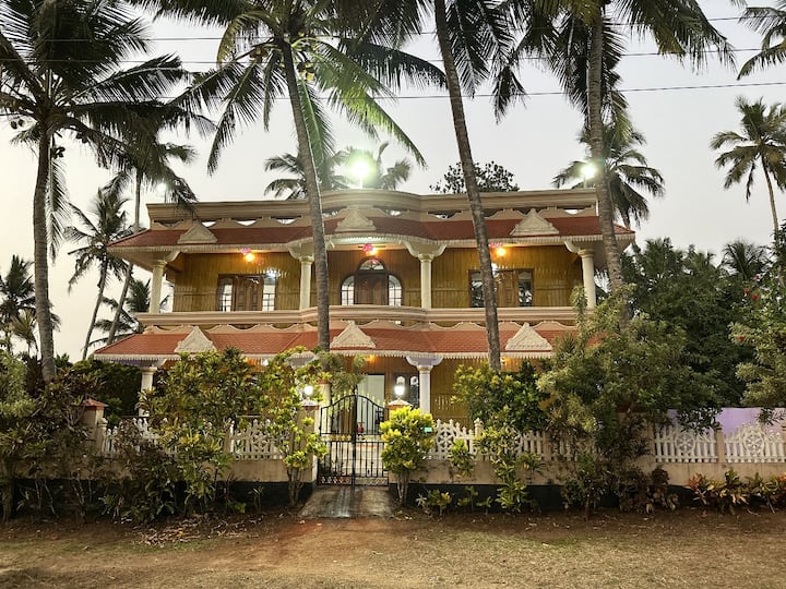 Kovalam Beach House - Ac Deluxe Double Room - Kovalam