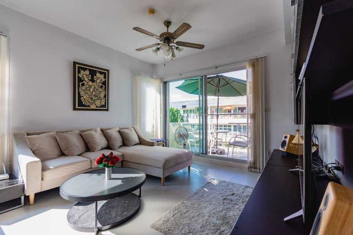 2bd Downtown Huahin Beachfront Condo - Hua Hin