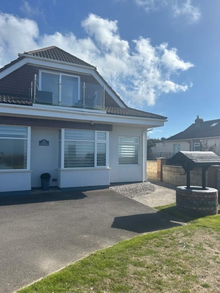 Entire 4br House By Beach With Sea View Balcony - Weston-super-Mare