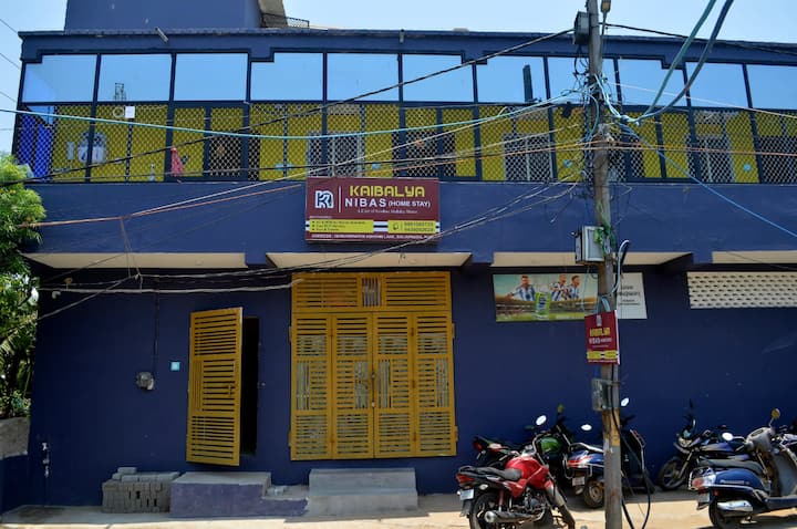 Budget Homestay 1.6 Km To Temple - Puri
