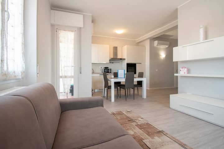 Trilocale Stazione F&l Apartment - Brescia