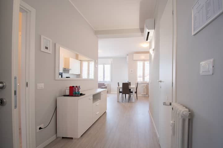 Trilocale Repubblica-aria Condizionataf&lapartment - Brescia