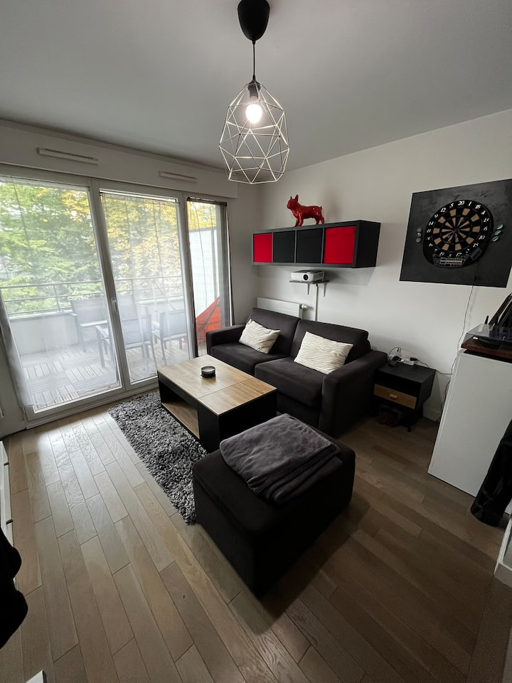 Appartement Avec Terrasse - Le Plessis-Robinson