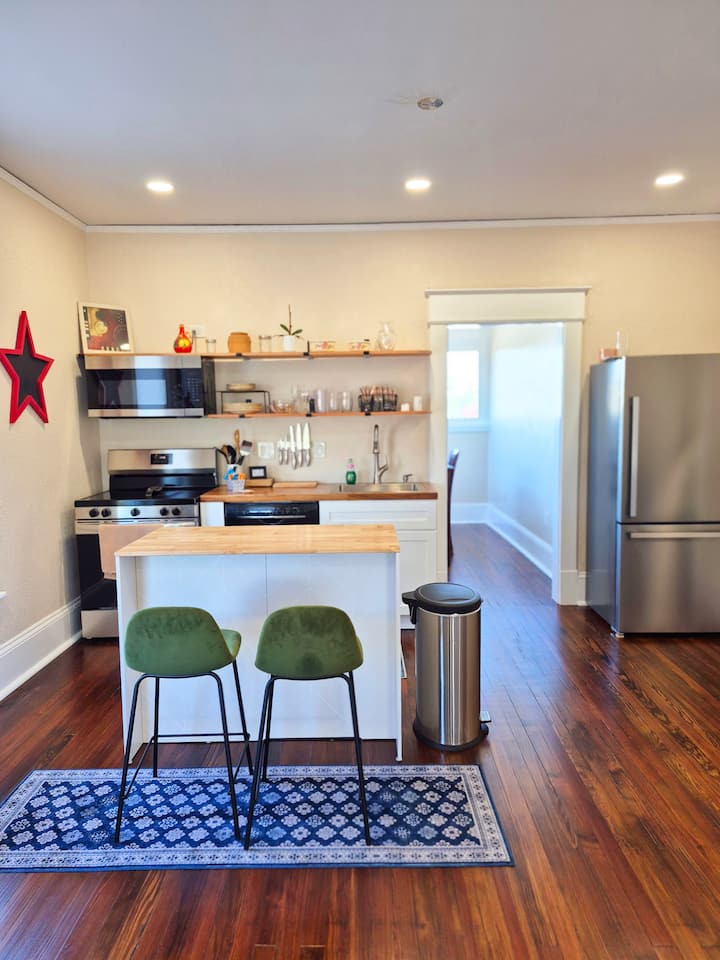 New 2 Bdrm By Carillion, Mill Mtn & Blue Ridge Pky - Roanoke, VA