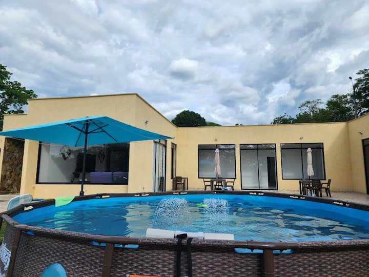 Chalet En El Quindio - Génova