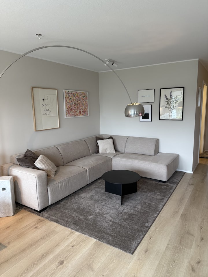 Modern Family Apartment W/ Private Patio - Reikiavik