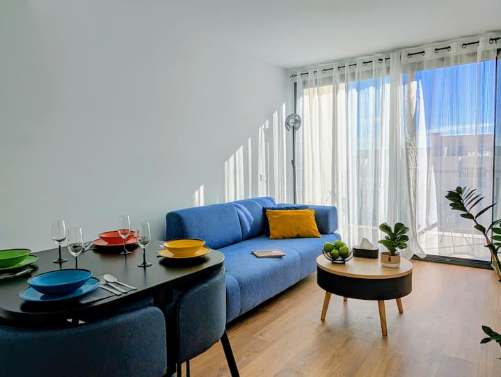 Little Gem Loft – Modern 2 Bedrooms Near Airport - Aéroport Adolfo-Suárez de Madrid-Barajas (MAD)