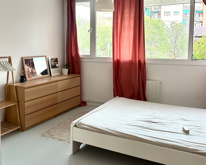 Cute Apartment - Sabadell