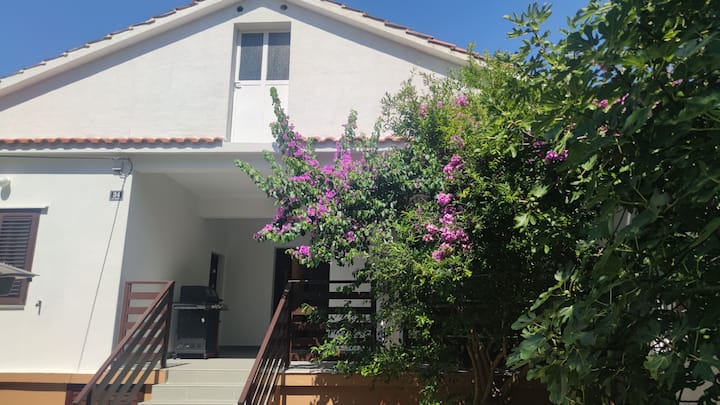 Latemano Holiday House - Starigrad