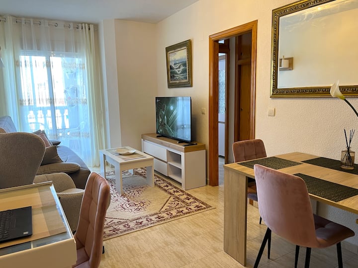 Neat & Airy Apartment | Balcony | 300 M Beach - Torrevieja