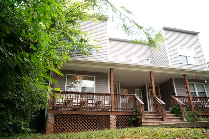 The Byrd House - Heart Of Rva 3bd/3.5ba With Patio - Richmond, VA
