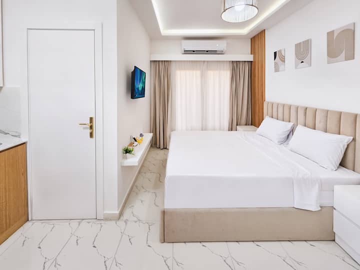 Sea Breeze | Private Beach Sea View & Wi-fi - Hurgada