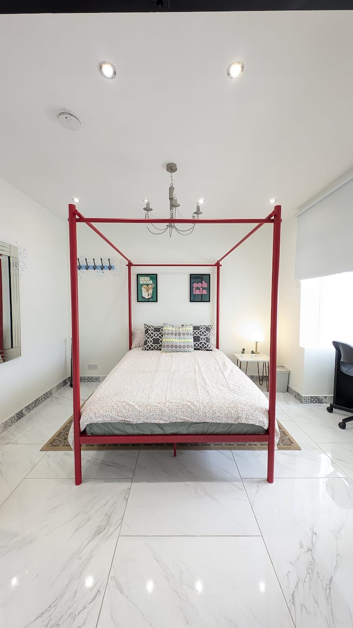 Gorgeous Modern Room Near Heathrow & Film Studio - Uxbridge