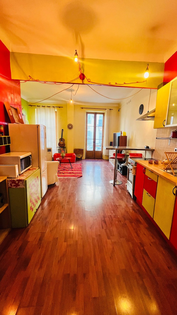 Evasion Colorée : Charmant 2p Au Coeur De La Ville - Niza