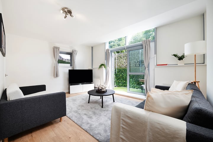Large 3 Bed Flat With Terrace By Holloway Road - Winchester, VA