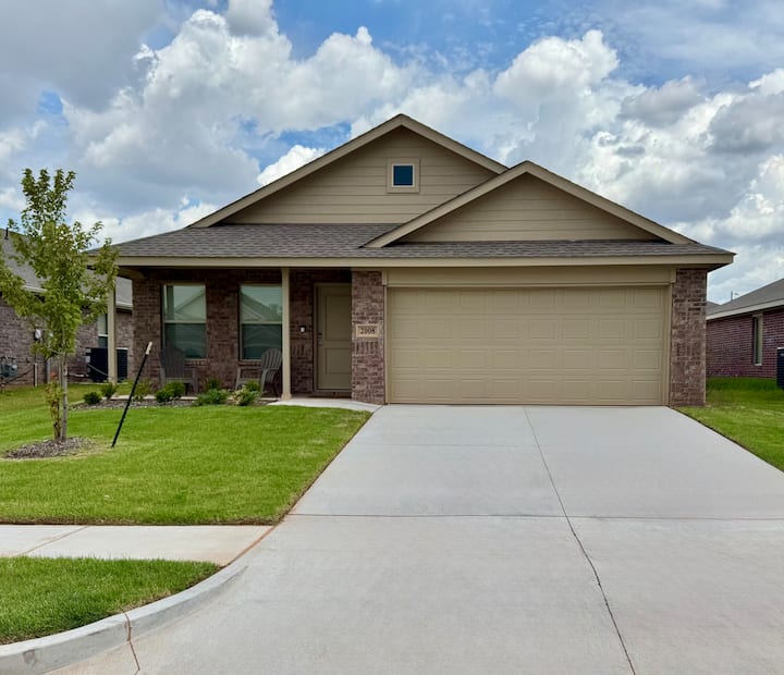 Cozy Meets Cool In Okc - Oklahoma City