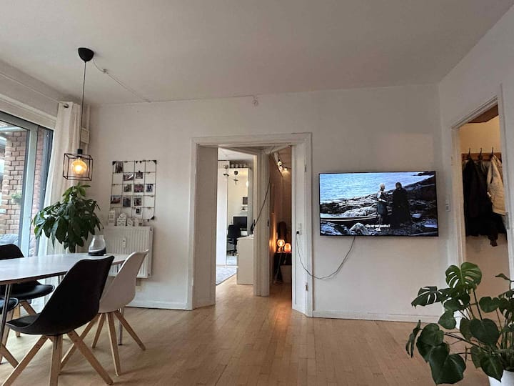 Cozy Apartment With 2 Balconies - Copenhagen