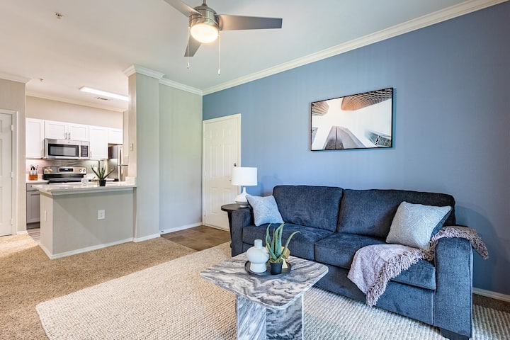 Landing | Incredible 1bd, Gym - League City, TX