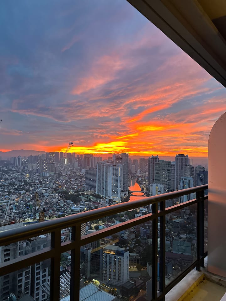 Gramercy Residence 59f - Two Balconies Sunset View - Manila