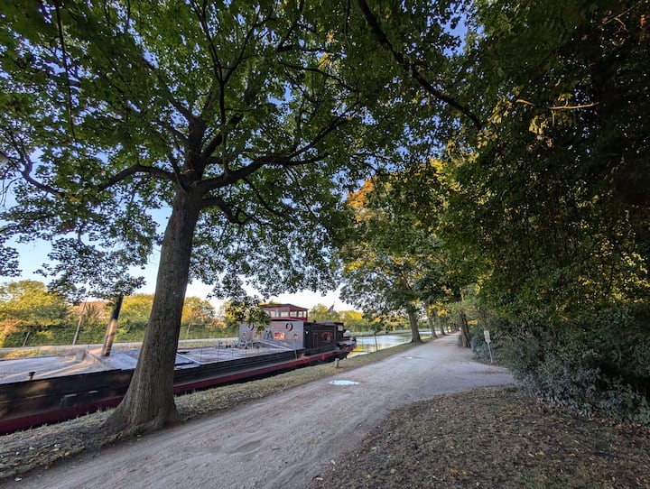 Roef Van Woonschip Ms Rio Claro (Schipperswoning) - Damme