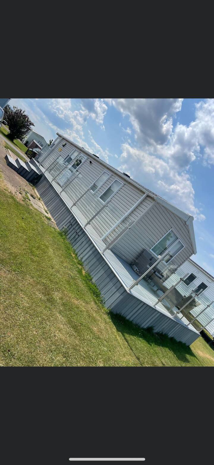 Surf Shack Mh19d Caravan Manor House Park Allonby - Silloth