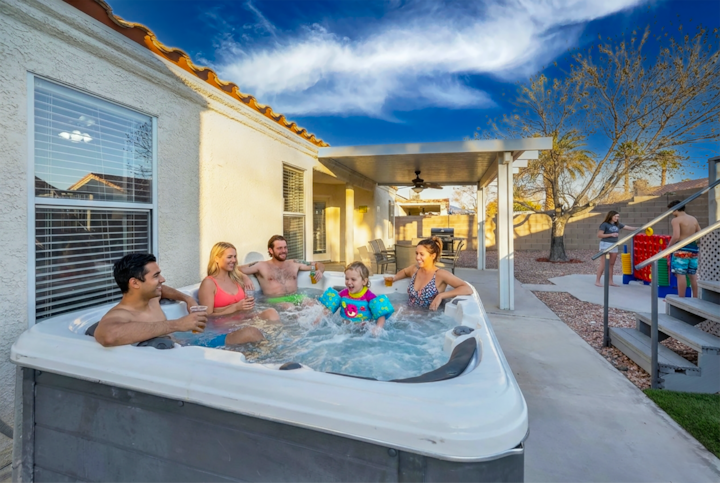 Family Fun Oasis: Hot Tub, Pool, Game Room - Henderson, NV