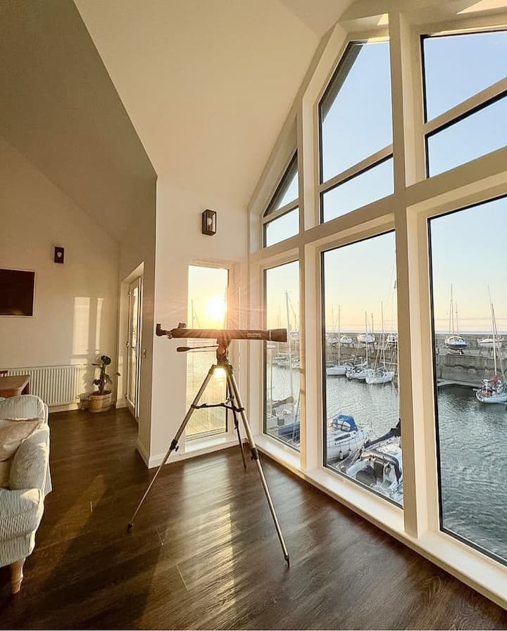 Harbour View Town House - Moray