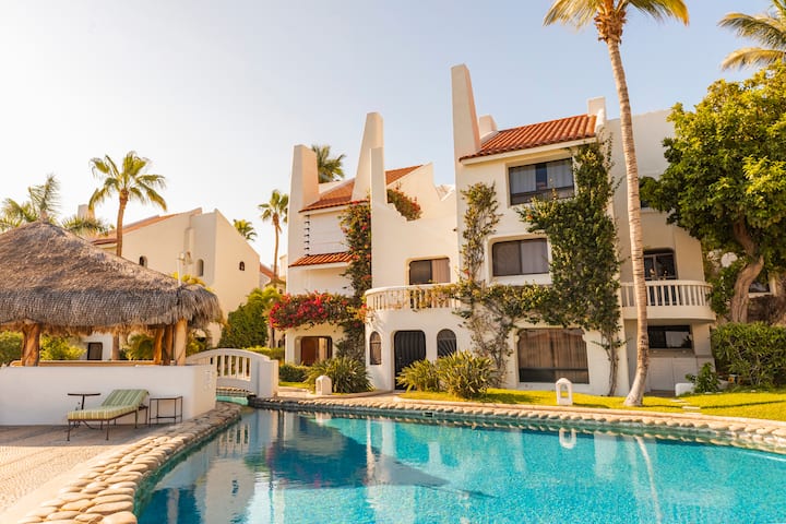 Hotel Zone Convenience, With The Comforts Of Home - San José del Cabo