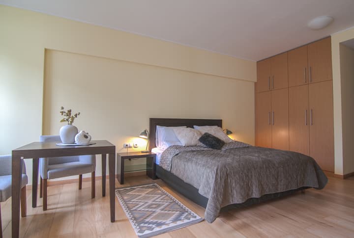 Deno Studio - Dolna Banya