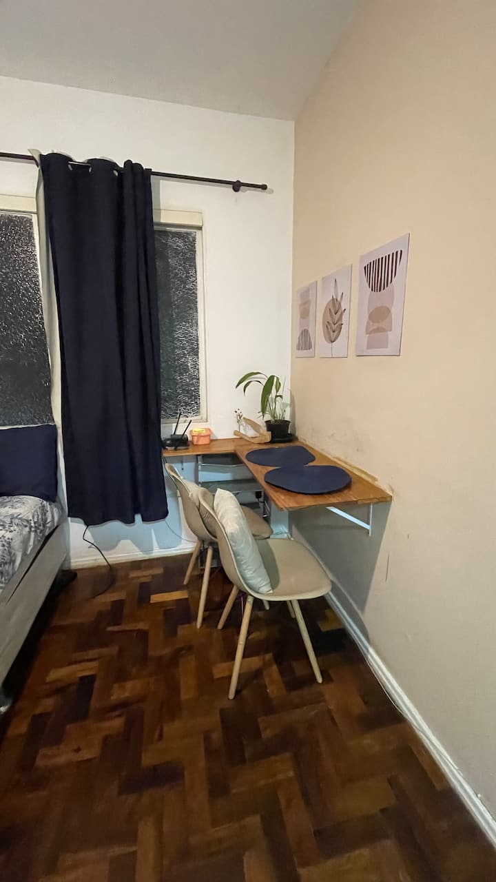 Jk | Santa Casa + Ufrgs + Centro - Porto Alegre