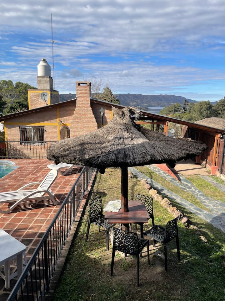Hermosa Cabaña 3 Reinas - Cosquín