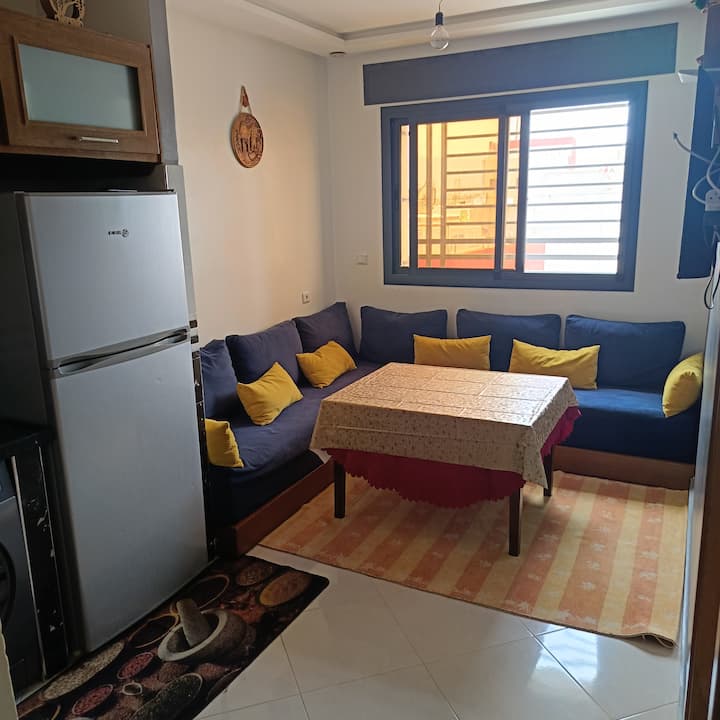 1 Chambre, 2 Salons, 1 Cuisine, 1 Wc - Tetouan