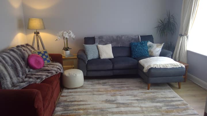 Clonakilty Town-whole House-
Sleeps 1-6 - Clonakilty